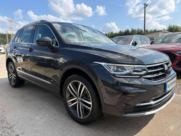 Pelēks Volkswagen Tiguan 2022 Viļņa, ar dzinēja tilpumu 1.40 L un nobraukumu 148 tūkst. km par 21200 €, foto 3 vietnē AUTOMOTO.COM.LV