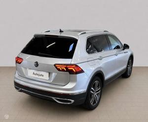 Grey Volkswagen Tiguan 2022 in Kaunas, with an engine capacity of 1.97 L and mileage of 169 thousand km for 24600 €, photo 5 on AUTOMOTO.COM.LV