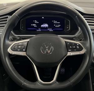 Grey Volkswagen Tiguan 2022 in Kaunas, with an engine capacity of 1.97 L and mileage of 169 thousand km for 24600 €, photo 7 on AUTOMOTO.COM.LV