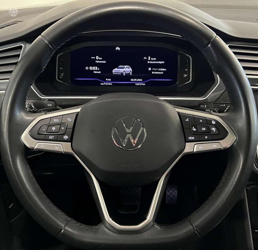 Grey Volkswagen Tiguan 2022 in Kaunas, with an engine capacity of 1.97 L and mileage of 169 thousand km for 24600 €, photo 7 on AUTOMOTO.COM.LV