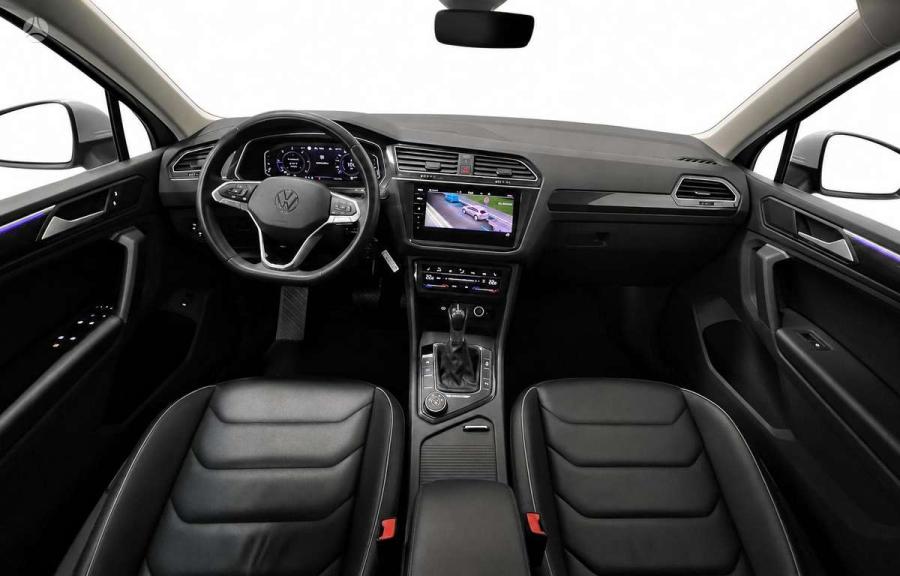 Grey Volkswagen Tiguan 2022 in Kaunas, with an engine capacity of 1.97 L and mileage of 169 thousand km for 24600 €, photo 9 on AUTOMOTO.COM.LV