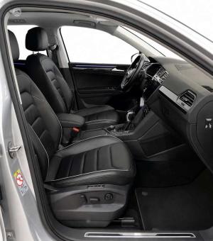 Grey Volkswagen Tiguan 2022 in Kaunas, with an engine capacity of 1.97 L and mileage of 169 thousand km for 24600 €, photo 10 on AUTOMOTO.COM.LV