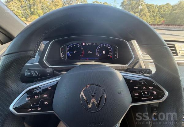 Pelēks Volkswagen Tiguan 2022 Rīga, ar dzinēja tilpumu 2.00 L un nobraukumu 52 tūkst. km par 34200 €, foto 8 vietnē AUTOMOTO.COM.LV