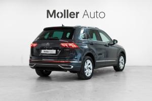 Grey Volkswagen Tiguan 2022 in Vilnius, with an engine capacity of 1.40 L and mileage of 131 thousand km for 23900 €, photo 4 on AUTOMOTO.COM.LV