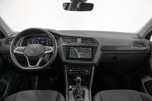 Grey Volkswagen Tiguan 2022 in Vilnius, with an engine capacity of 1.40 L and mileage of 131 thousand km for 23900 €, photo 9 on AUTOMOTO.COM.LV