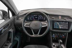 Grey Volkswagen Tiguan 2022 in Vilnius, with an engine capacity of 1.40 L and mileage of 131 thousand km for 23900 €, photo 10 on AUTOMOTO.COM.LV