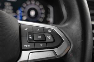 Grey Volkswagen Tiguan 2022 in Vilnius, with an engine capacity of 1.40 L and mileage of 131 thousand km for 23900 €, photo 11 on AUTOMOTO.COM.LV