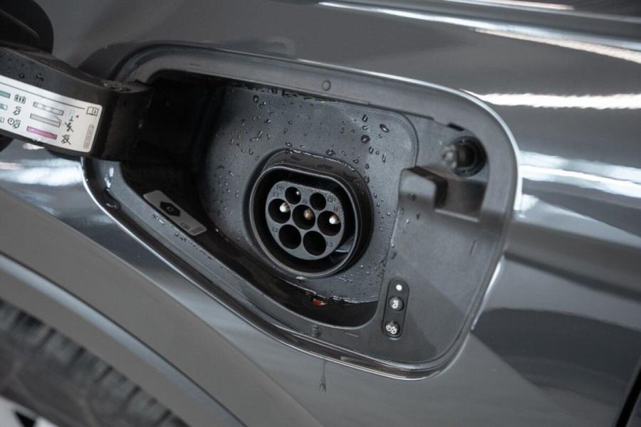 Grey Volkswagen Tiguan 2022 in Vilnius, with an engine capacity of 1.40 L and mileage of 131 thousand km for 23900 €, photo 25 on AUTOMOTO.COM.LV