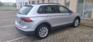 Grey Volkswagen Tiguan 2022 in Jelgava, with an engine capacity of 2.00 L and mileage of 65 thousand km for 26450 €, photo 4 on AUTOMOTO.COM.LV