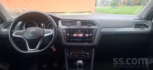 Grey Volkswagen Tiguan 2022 in Jelgava, with an engine capacity of 2.00 L and mileage of 65 thousand km for 26450 €, photo 10 on AUTOMOTO.COM.LV