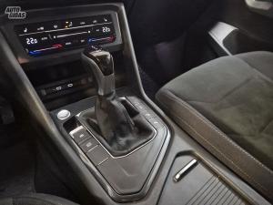 Grey Volkswagen Tiguan 2022 in Vilnius, with an engine capacity of 1.50 L and mileage of 84 thousand km for 24000 €, photo 17 on AUTOMOTO.COM.LV