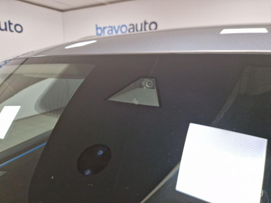 Grey Volkswagen Tiguan 2022 in Vilnius, with an engine capacity of 1.50 L and mileage of 84 thousand km for 24000 €, photo 22 on AUTOMOTO.COM.LV