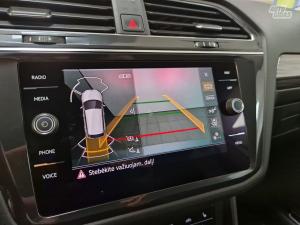 Grey Volkswagen Tiguan 2022 in Vilnius, with an engine capacity of 1.50 L and mileage of 84 thousand km for 24000 €, photo 26 on AUTOMOTO.COM.LV