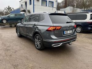 Pelēks Volkswagen Tiguan 2023 Kauņa, ar dzinēja tilpumu 1.98 L un nobraukumu 89 tūkst. km par 19400 €, foto 4 vietnē AUTOMOTO.COM.LV