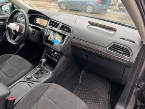 Pelēks Volkswagen Tiguan 2023 Kauņa, ar dzinēja tilpumu 1.98 L un nobraukumu 89 tūkst. km par 19400 €, foto 16 vietnē AUTOMOTO.COM.LV