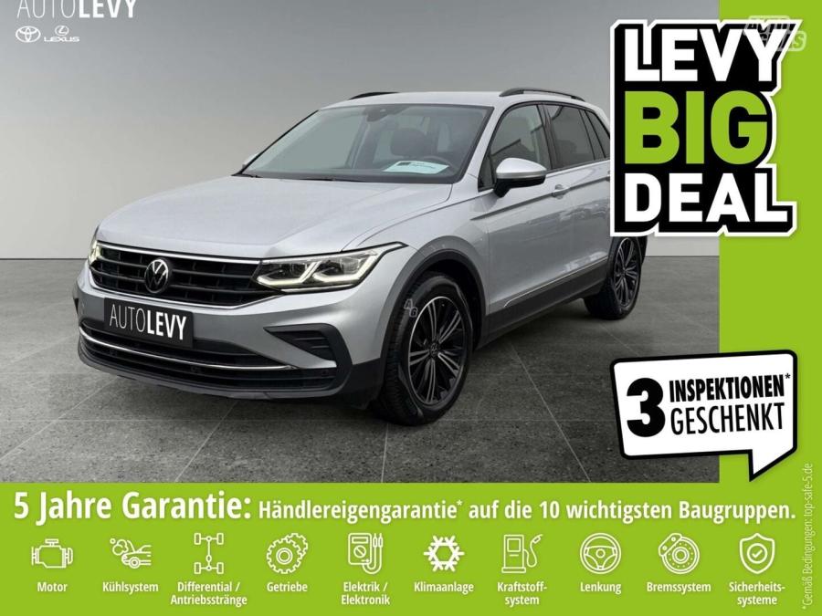 Pelēks Volkswagen Tiguan 2023 Kauņa, ar dzinēja tilpumu 2.00 L un nobraukumu 23 tūkst. km par 32895 €, foto 1 vietnē AUTOMOTO.COM.LV