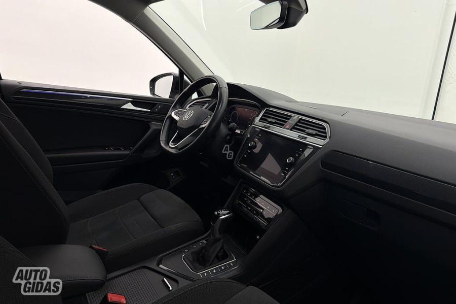 Pelēks Volkswagen Tiguan 2023 Kauņa, ar dzinēja tilpumu 0.00 L un nobraukumu 58 tūkst. km par 32746 €, foto 14 vietnē AUTOMOTO.COM.LV