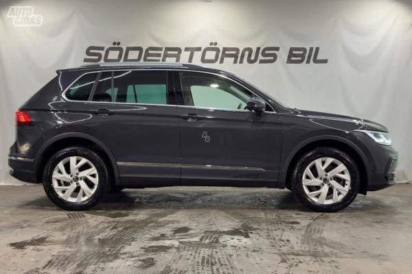 Pelēks Volkswagen Tiguan 2023 Kauņa, ar dzinēja tilpumu 0.00 L un nobraukumu 55 tūkst. km par 32255 €, foto 5 vietnē AUTOMOTO.COM.LV