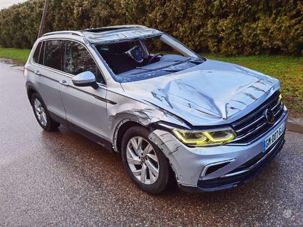 Pelēks Volkswagen Tiguan 2023 Kauņa, ar dzinēja tilpumu 1.97 L un nobraukumu 192 tūkst. km par 8300 €, foto 4 vietnē AUTOMOTO.COM.LV