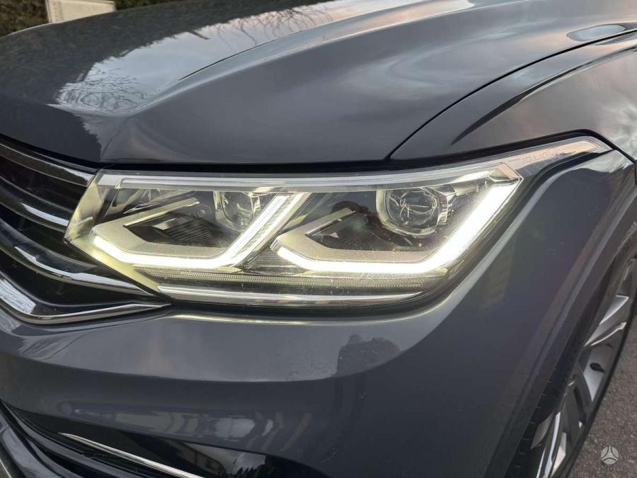Pelēks Volkswagen Tiguan 2023 Kauņa, ar dzinēja tilpumu 1.97 L un nobraukumu 48 tūkst. km par 29600 €, foto 11 vietnē AUTOMOTO.COM.LV