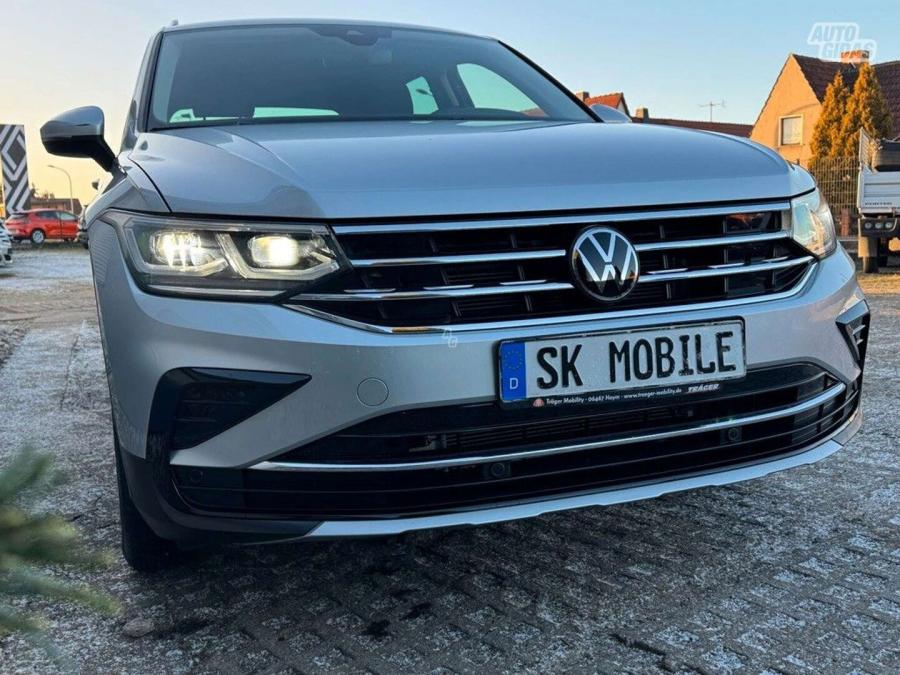 Pelēks Volkswagen Tiguan 2023 Kauņa, ar dzinēja tilpumu 1.50 L un nobraukumu 25 tūkst. km par 29609 €, foto 7 vietnē AUTOMOTO.COM.LV