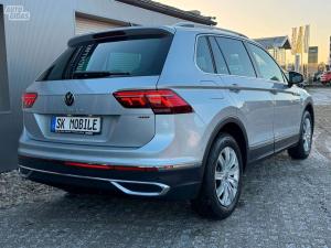 Pelēks Volkswagen Tiguan 2023 Kauņa, ar dzinēja tilpumu 1.50 L un nobraukumu 25 tūkst. km par 29609 €, foto 9 vietnē AUTOMOTO.COM.LV