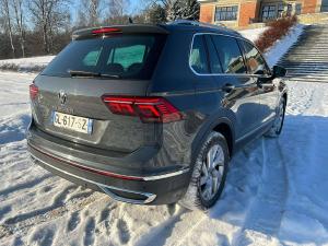 Pelēks Volkswagen Tiguan 2023 Viļņa, ar dzinēja tilpumu 1.97 L un nobraukumu 208 tūkst. km par 18900 €, foto  vietnē AUTOMOTO.COM.LV