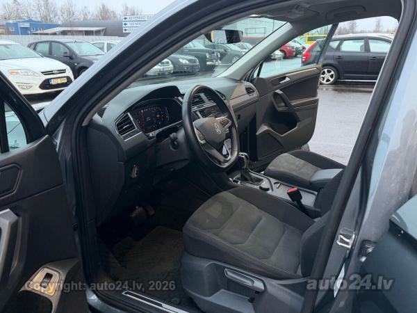 Pelēks Volkswagen Tiguan 2023 Tallina, ar dzinēja tilpumu 2.00 L un nobraukumu 88 tūkst. km par 33700 €, foto 11 vietnē AUTOMOTO.COM.LV