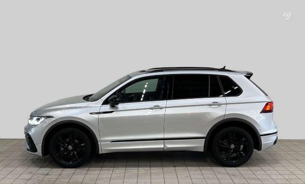 Pelēks Volkswagen Tiguan 2023 Kauņa, ar dzinēja tilpumu 1.50 L un nobraukumu 41 tūkst. km par 29900 €, foto 2 vietnē AUTOMOTO.COM.LV