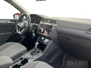 Серый Фольксваген Тигуан 2023 в Рига, объемом двигателя 1.50 л и пробегом 73 тыс. км за 26490 €, фото 7 на AUTOMOTO.COM.LV