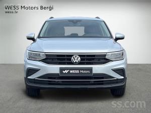 Серый Фольксваген Тигуан 2023 в Рига, объемом двигателя 1.50 л и пробегом 62 тыс. км за 26990 €, фото 6 на AUTOMOTO.COM.LV