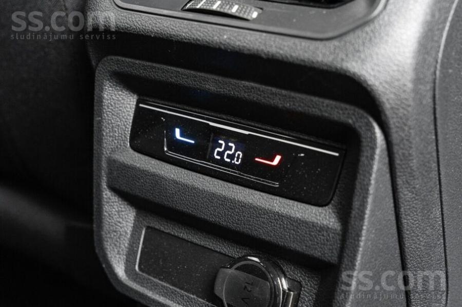 Pelēks Volkswagen Tiguan 2023 Rīga, ar dzinēja tilpumu 2.00 L un nobraukumu 36 tūkst. km par 26900 €, foto 9 vietnē AUTOMOTO.COM.LV