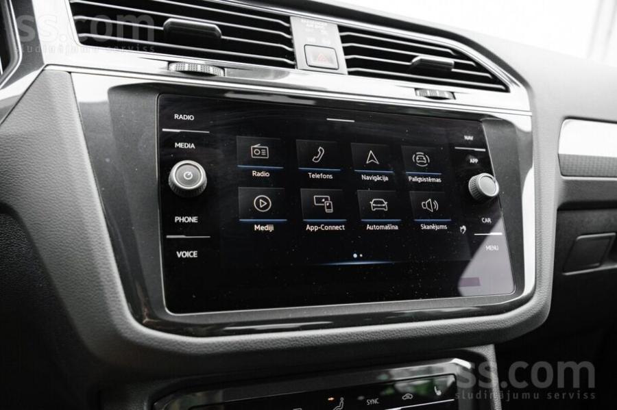Pelēks Volkswagen Tiguan 2023 Rīga, ar dzinēja tilpumu 2.00 L un nobraukumu 36 tūkst. km par 26900 €, foto 18 vietnē AUTOMOTO.COM.LV