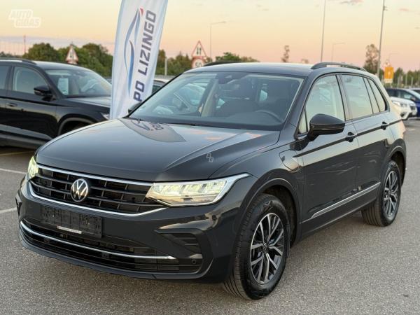 Grey Volkswagen Tiguan 2023 in Vilnius, with an engine capacity of 1.40 L and mileage of 184 thousand km for 19999 €, photo 1 on AUTOMOTO.COM.LV