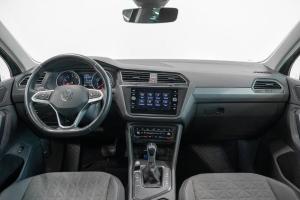 Grey Volkswagen Tiguan 2023 in Vilnius, with an engine capacity of 1.50 L and mileage of 93 thousand km for 22500 €, photo 13 on AUTOMOTO.COM.LV