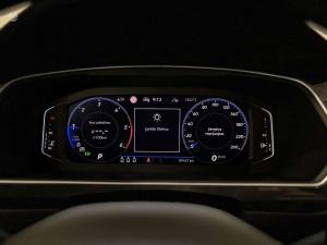 Pelēks Volkswagen Tiguan 2023 Viļņa, ar dzinēja tilpumu 1.97 L un nobraukumu 90 tūkst. km par 27700 €, foto 21 vietnē AUTOMOTO.COM.LV