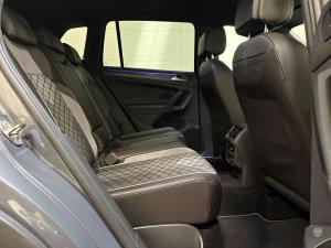 Pelēks Volkswagen Tiguan 2023 Viļņa, ar dzinēja tilpumu 1.97 L un nobraukumu 90 tūkst. km par 27700 €, foto 32 vietnē AUTOMOTO.COM.LV