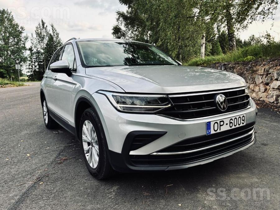 Pelēks Volkswagen Tiguan 2023 Valka, ar dzinēja tilpumu 1.50 L un nobraukumu 99 tūkst. km par 26450 €, foto 5 vietnē AUTOMOTO.COM.LV
