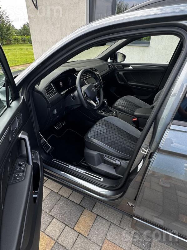 Pelēks Volkswagen Tiguan 2023 Rīga, ar dzinēja tilpumu 2.00 L un nobraukumu 69 tūkst. km par 32900 €, foto 10 vietnē AUTOMOTO.COM.LV