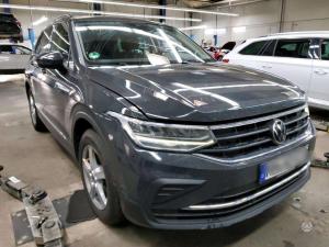 Grey Volkswagen Tiguan 2023 in Vilnius, with an engine capacity of 1.40 L and mileage of 184 thousand km for 19750 €, photo 36 on AUTOMOTO.COM.LV