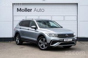 Grey Volkswagen Tiguan 2023 in Riga, with an engine capacity of 2.00 L and mileage of 108 thousand km for 28450 €, photo 3 on AUTOMOTO.COM.LV