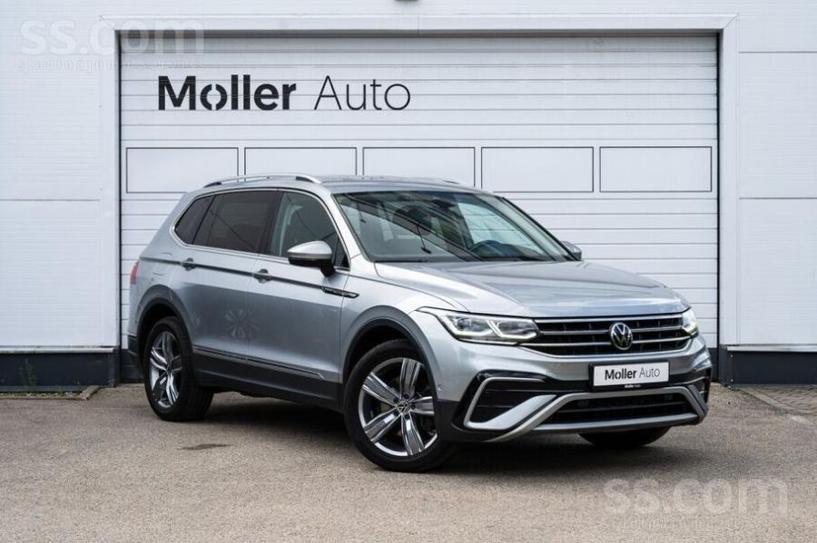 Grey Volkswagen Tiguan 2023 in Riga, with an engine capacity of 2.00 L and mileage of 108 thousand km for 28450 €, photo 3 on AUTOMOTO.COM.LV
