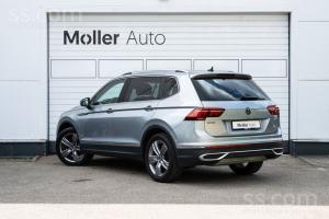 Grey Volkswagen Tiguan 2023 in Riga, with an engine capacity of 2.00 L and mileage of 108 thousand km for 28450 €, photo 5 on AUTOMOTO.COM.LV