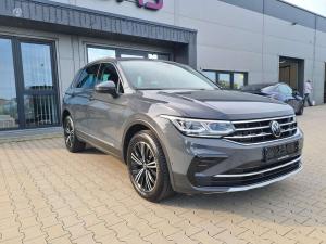 Grey Volkswagen Tiguan 2023 in Siauliai, with an engine capacity of 1.40 L and mileage of 172 thousand km for 21990 €, photo 4 on AUTOMOTO.COM.LV