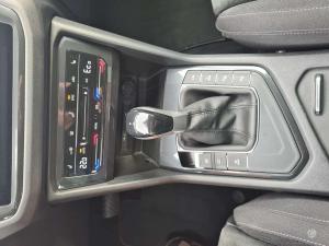Grey Volkswagen Tiguan 2023 in Siauliai, with an engine capacity of 1.40 L and mileage of 172 thousand km for 21990 €, photo 26 on AUTOMOTO.COM.LV