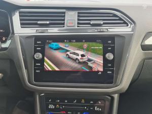 Grey Volkswagen Tiguan 2023 in Siauliai, with an engine capacity of 1.40 L and mileage of 172 thousand km for 21990 €, photo 28 on AUTOMOTO.COM.LV