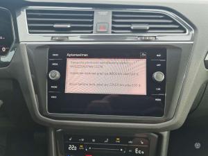 Grey Volkswagen Tiguan 2023 in Siauliai, with an engine capacity of 1.40 L and mileage of 172 thousand km for 21990 €, photo 30 on AUTOMOTO.COM.LV