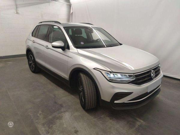 Pelēks Volkswagen Tiguan 2023 Viļņa, ar dzinēja tilpumu 1.50 L un nobraukumu 199 tūkst. km par 20330 €, foto 5 vietnē AUTOMOTO.COM.LV