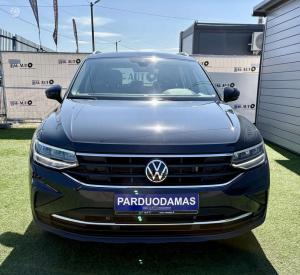 Grey Volkswagen Tiguan 2023 in Panevezys, with an engine capacity of 1.97 L and mileage of 134 thousand km for 20500 €, photo 3 on AUTOMOTO.COM.LV