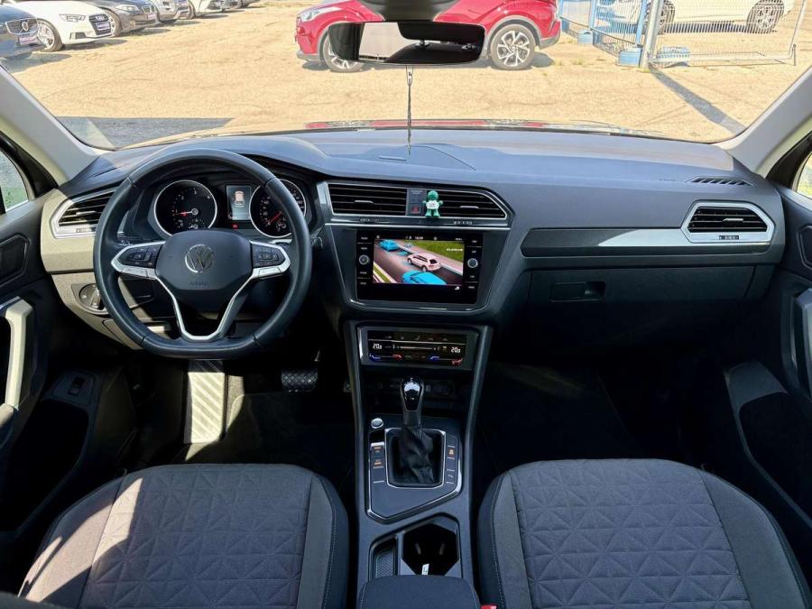 Grey Volkswagen Tiguan 2023 in Panevezys, with an engine capacity of 1.97 L and mileage of 134 thousand km for 20500 €, photo 14 on AUTOMOTO.COM.LV